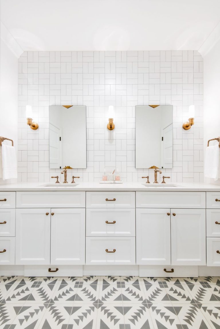 5 Double Bathroom Vanity Ideas from Designers