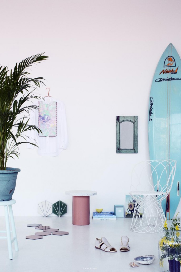 15 Surfboard Decor Ideas for a Beach Home