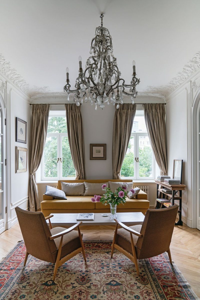 5 Gorgeous European Style Living Rooms