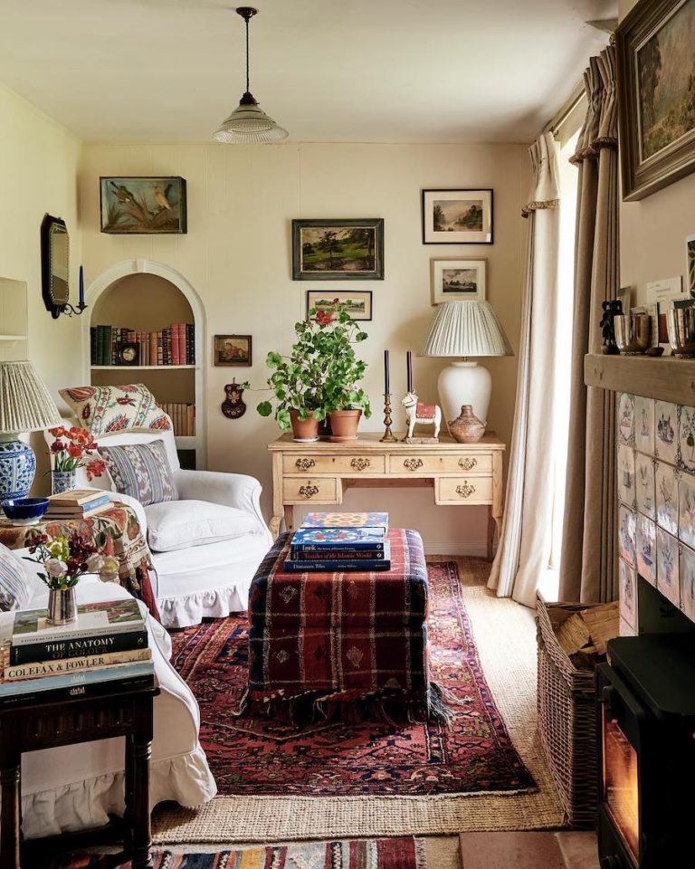 Country Home Style Interior Design Guide for Rural Houses