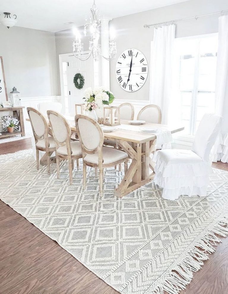 37 Charming French Country Dining Rooms