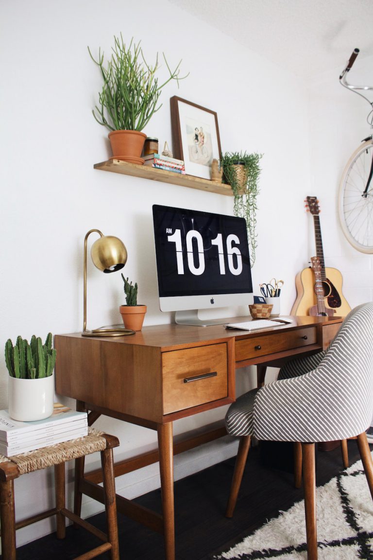 17 Classic Mid-Century Modern Desks