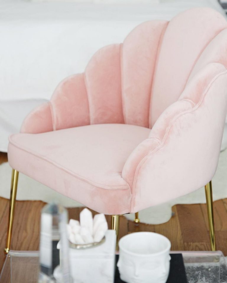 45 Glam Accent Chairs for an Elegant Space