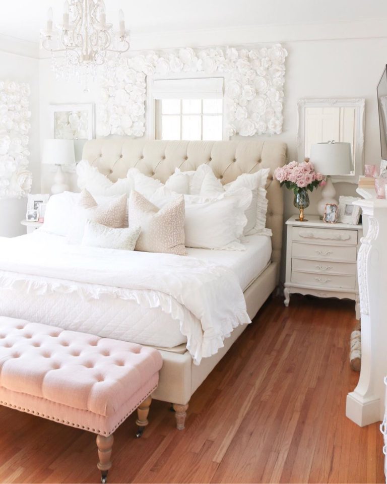 19 Feminine Bedrooms with Style