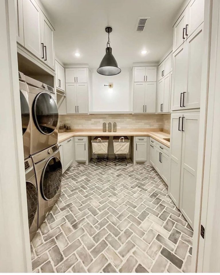 15 Gorgeous Farmhouse Laundry Room Decor Ideas