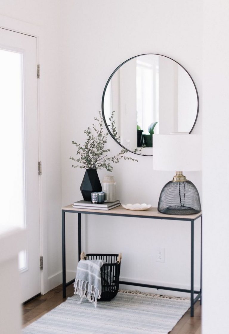 15 Simple Scandinavian Entryway Decor Ideas