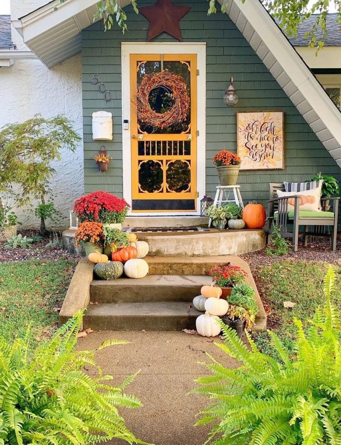 23 Marvelous Farmhouse Fall Decor Ideas for Your Home
