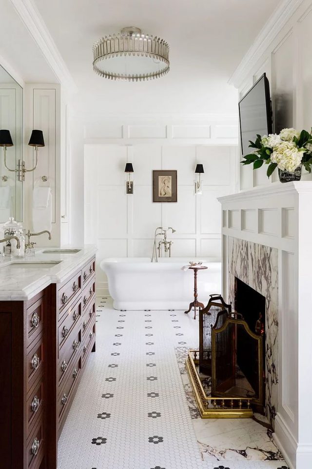 29 Traditional Bathroom Decor Ideas that Honor Classic Design
