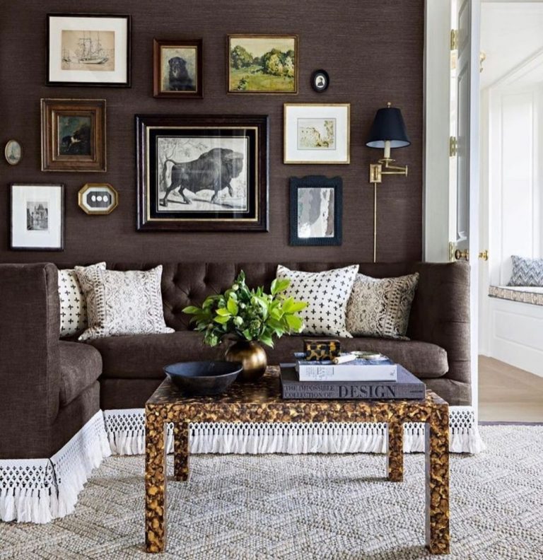 15 Amazing Neo-Traditional Living Rooms