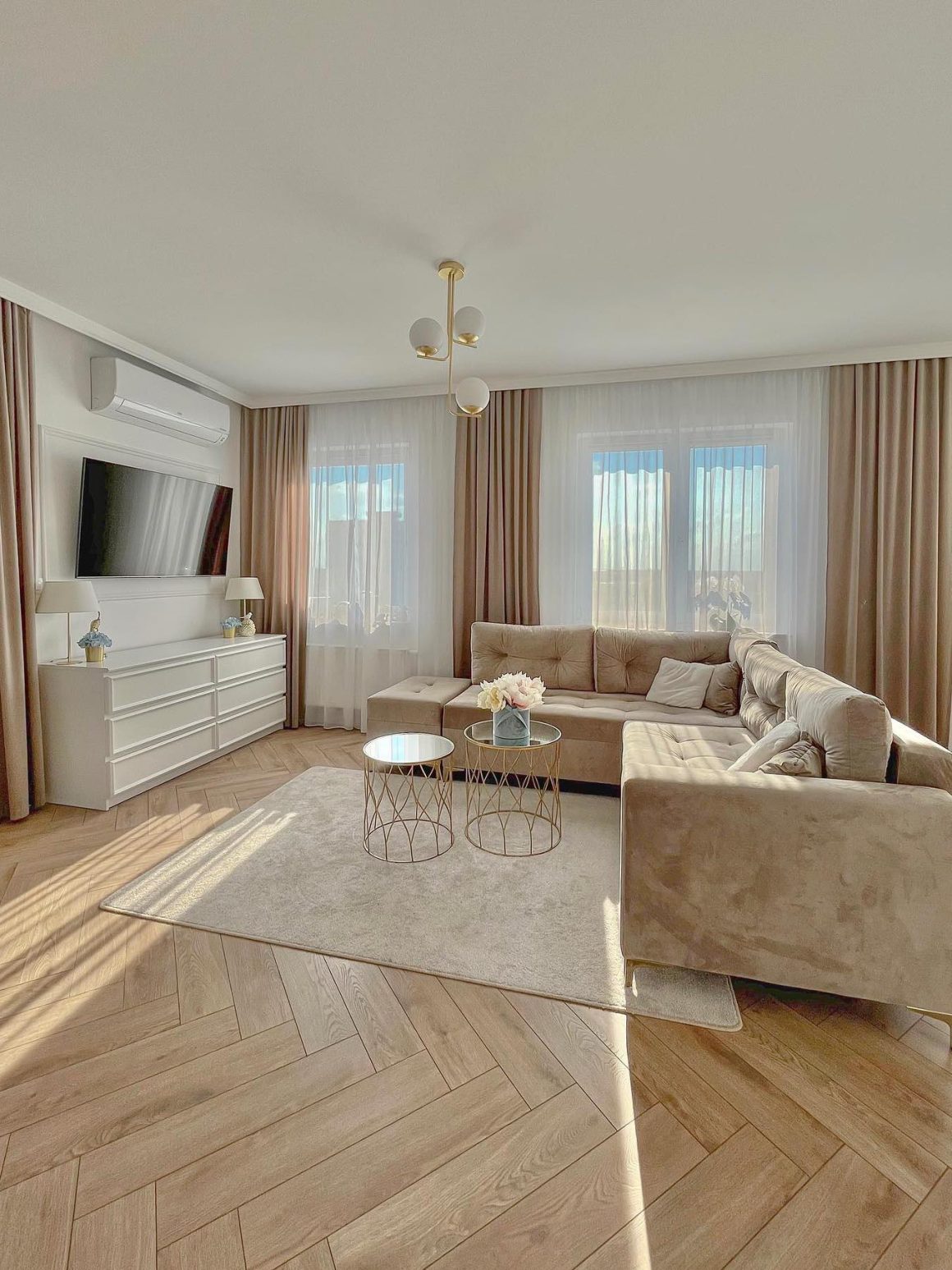 27 Gorgeous Beige Living Room Decor Ideas