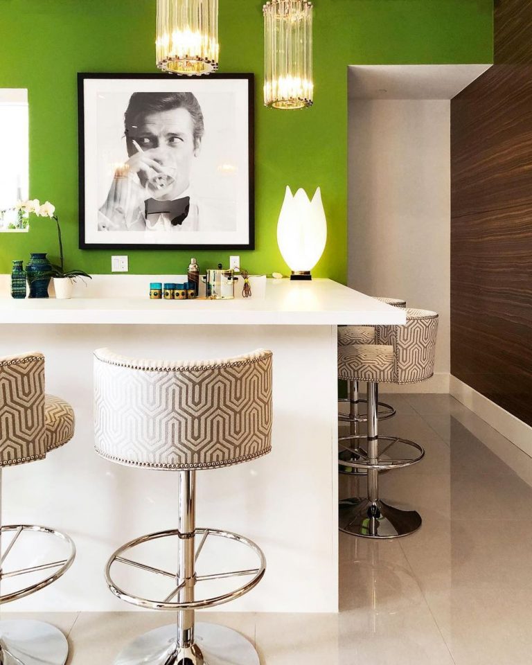 7 Types of Home Bars Popular with Homeowners