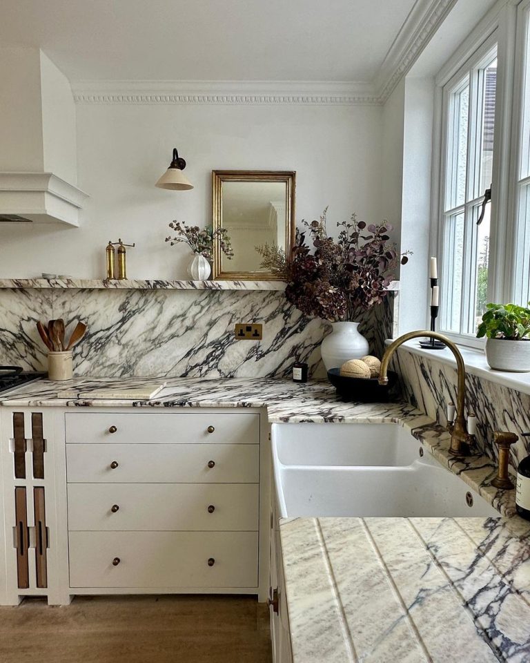 11 Perfect Marble Kitchen Countertop Design Ideas