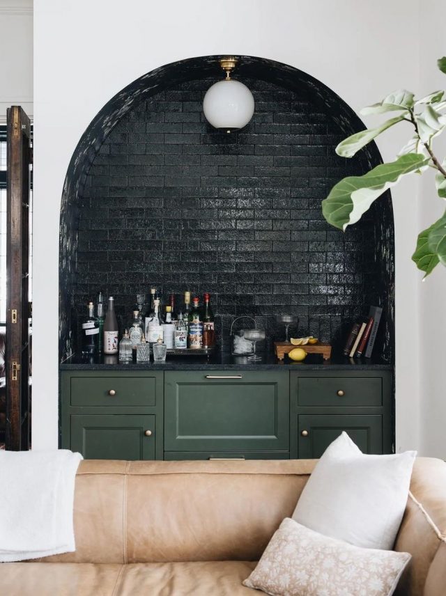 7 Types of Home Bars Popular with Homeowners