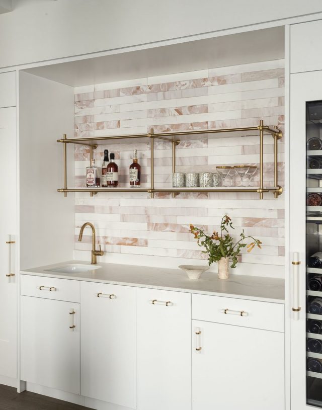 7 Types of Home Bars Popular with Homeowners