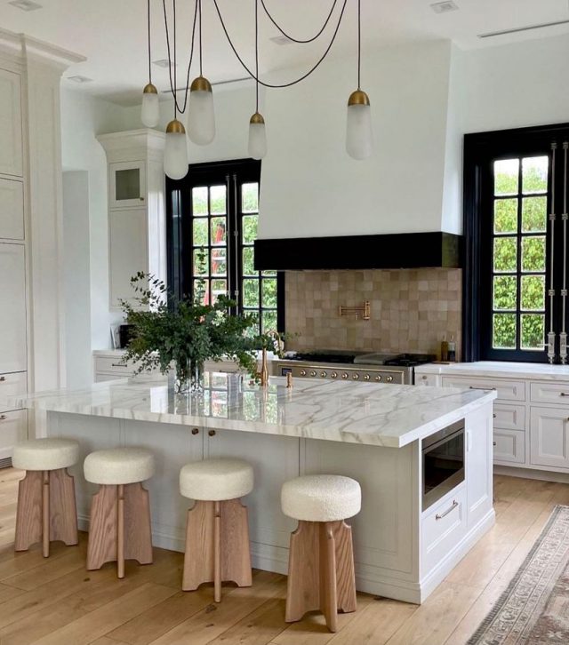 21 Stunning Modern Kitchen Design and Decorating Ideas