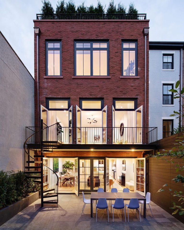 19 Common American House Styles and Architectural Features