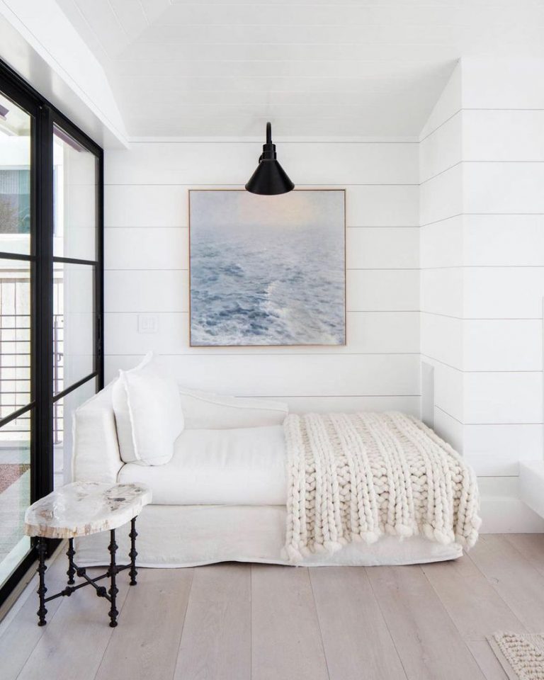 12 Popular Coastal Interior Design Characteristics