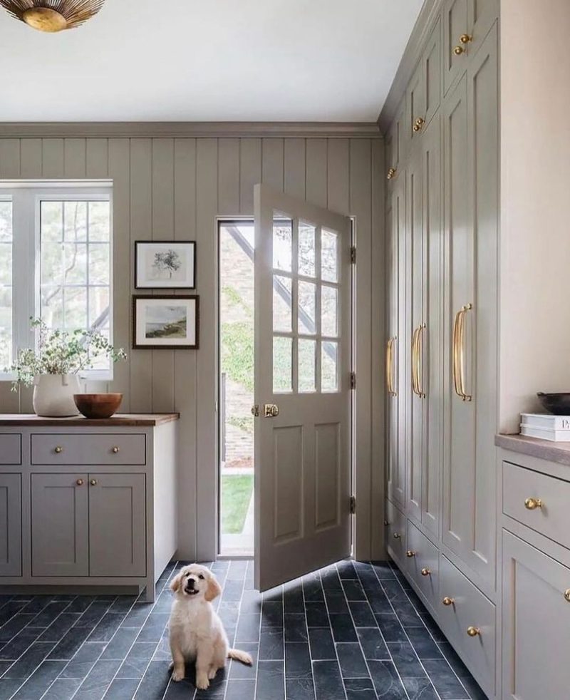 19 Beautiful Mudroom Ideas for Your Home