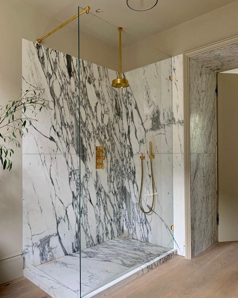 10 Stunning Marble Shower Ideas