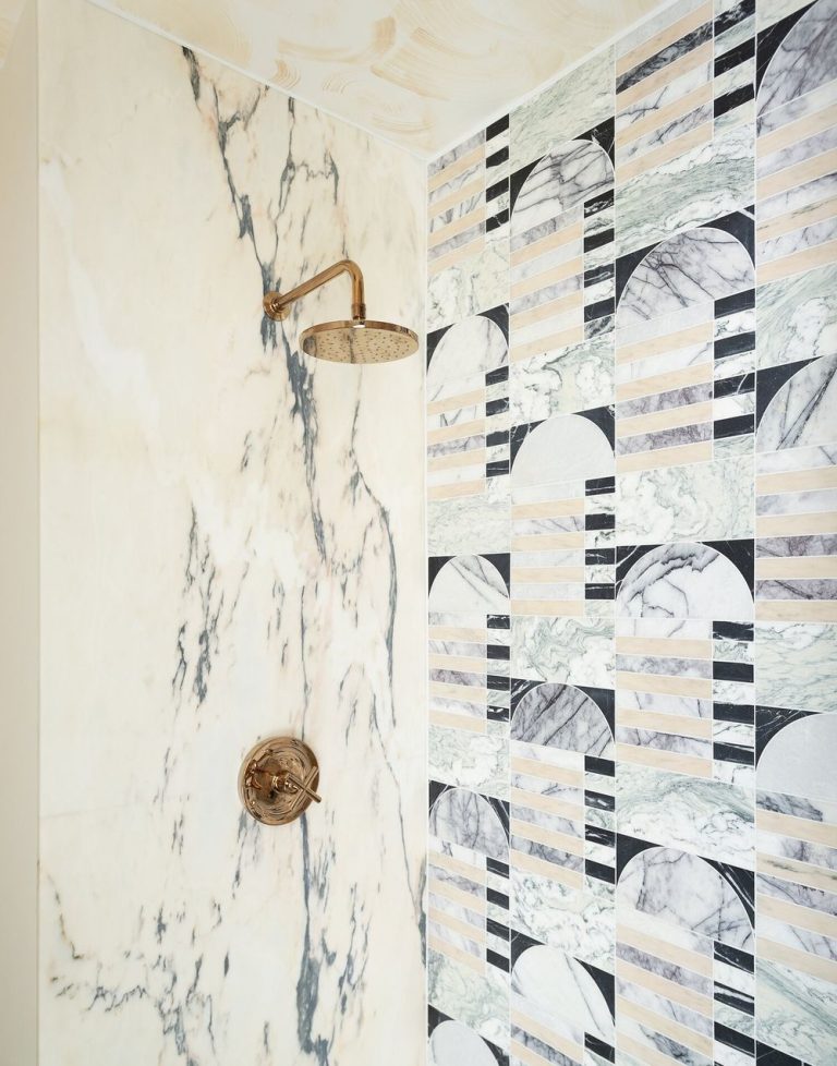 10 Stunning Marble Shower Ideas