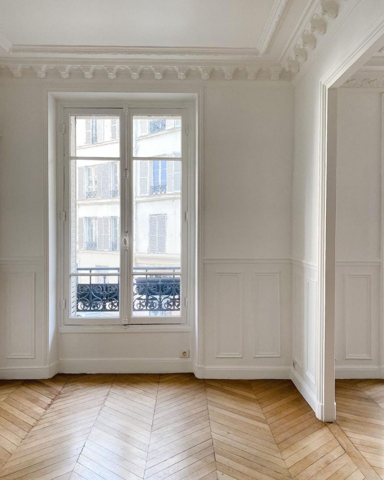 10 Classic Haussmannian Apartment Characteristics Found in Paris