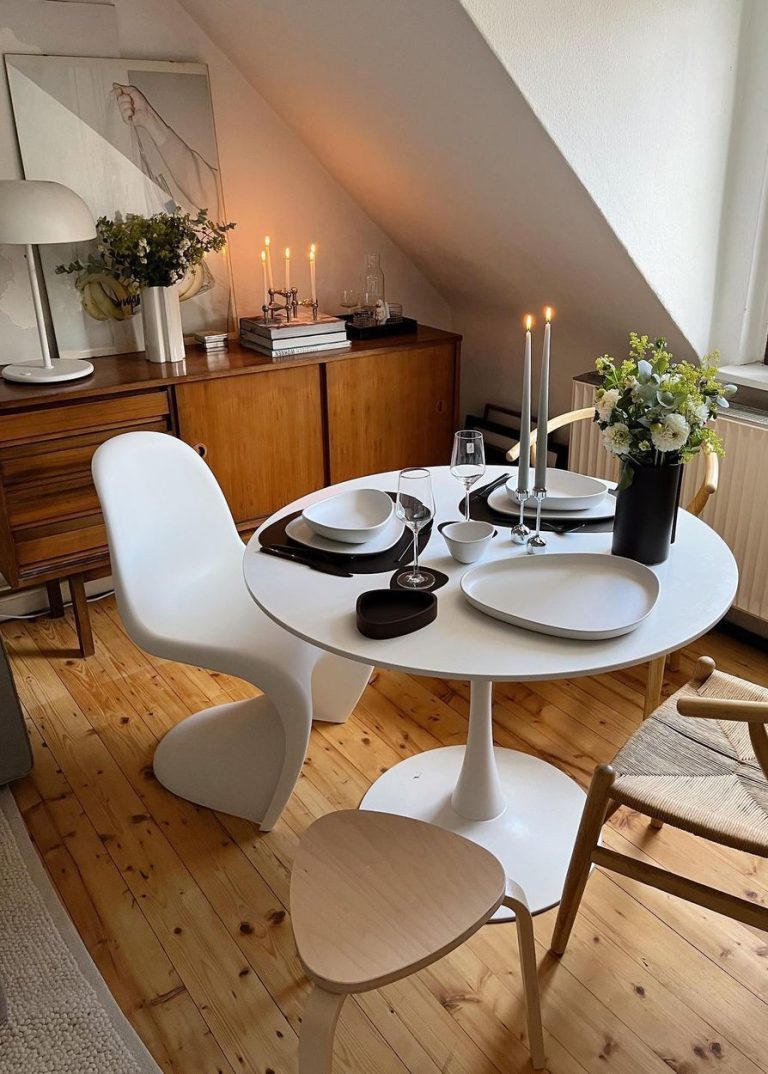 21 Iconic Mid-Century Modern Chair Designs