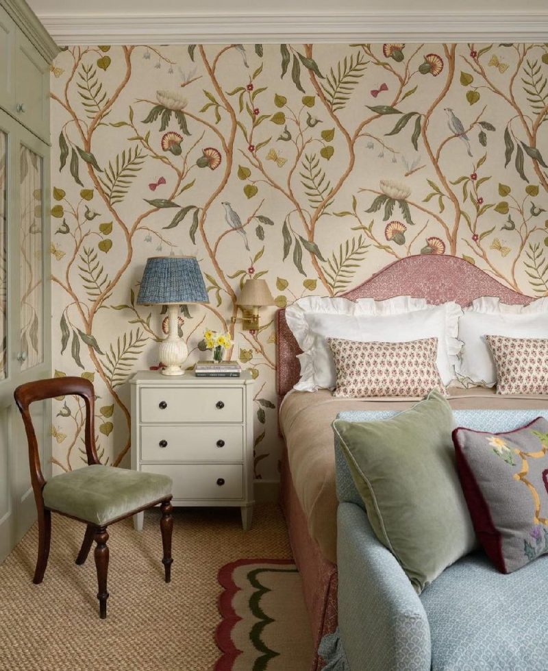 Decorating with Lattice Walls Inside the Home (Our Design Tips)