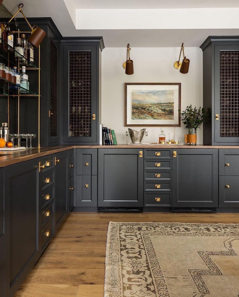 15 Black Kitchen Cabinet Ideas and Design Tips