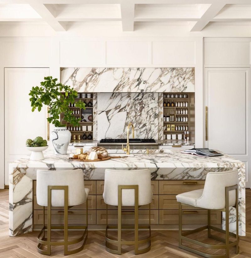 10 Contemporary Kitchen Decor Ideas for a Sleek Look