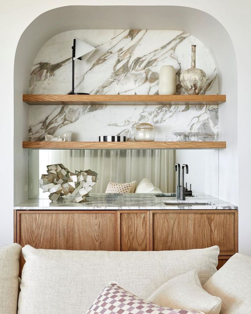 21 Designer Home Bar Decor Ideas for Inspiration