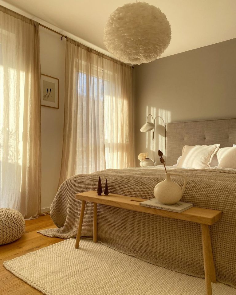 19 Beige Bedroom Decor Ideas from Designers