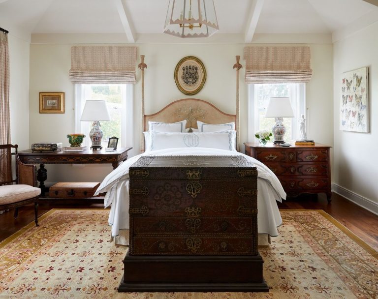 15 Traditional Bedroom Design Ideas with Classic Style