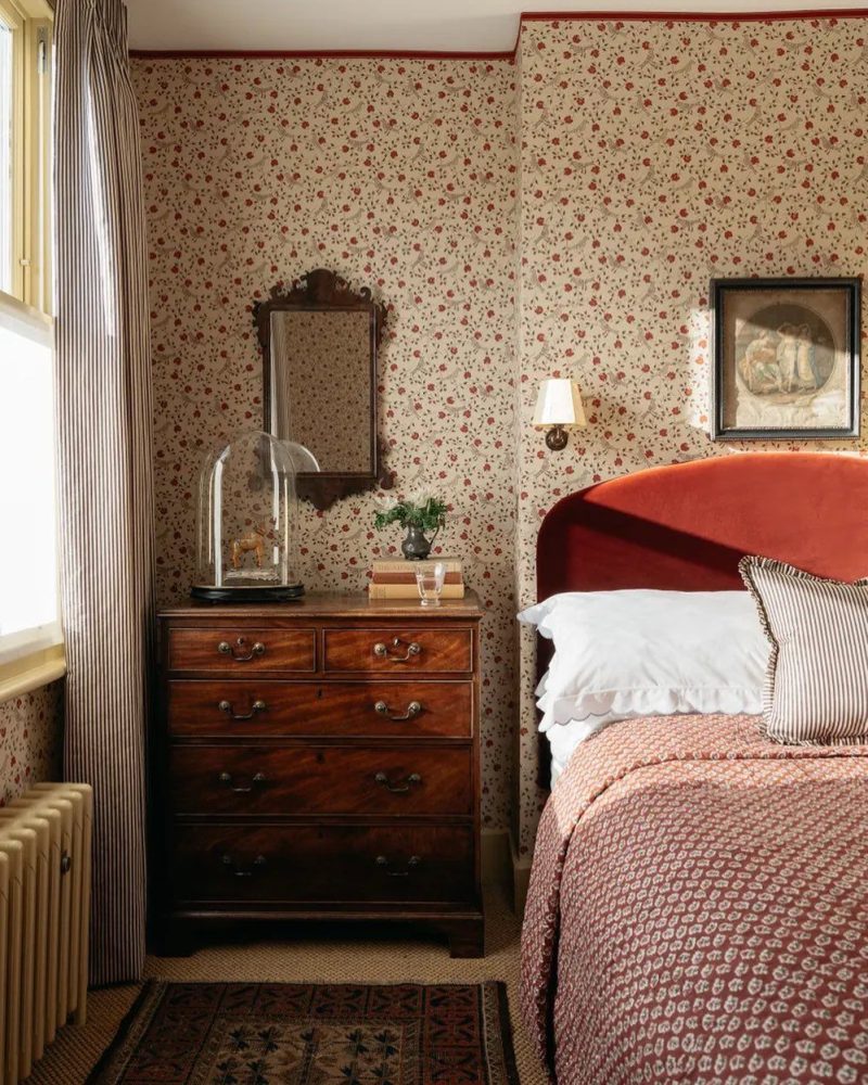 15 Traditional Bedroom Design Ideas with Classic Style