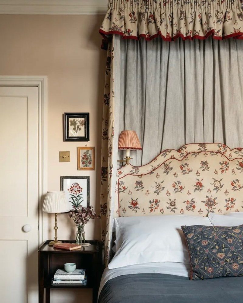 15 Traditional Bedroom Design Ideas with Classic Style