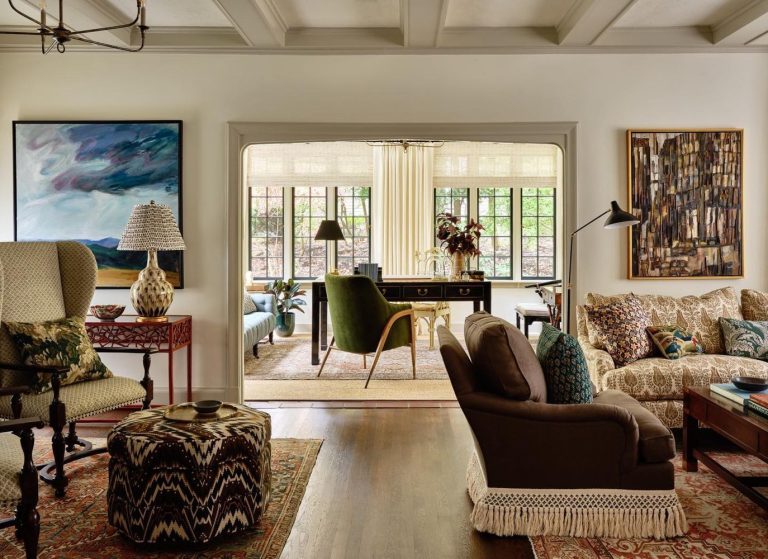 19 Traditional Living Room Decor Ideas with a Classic Design