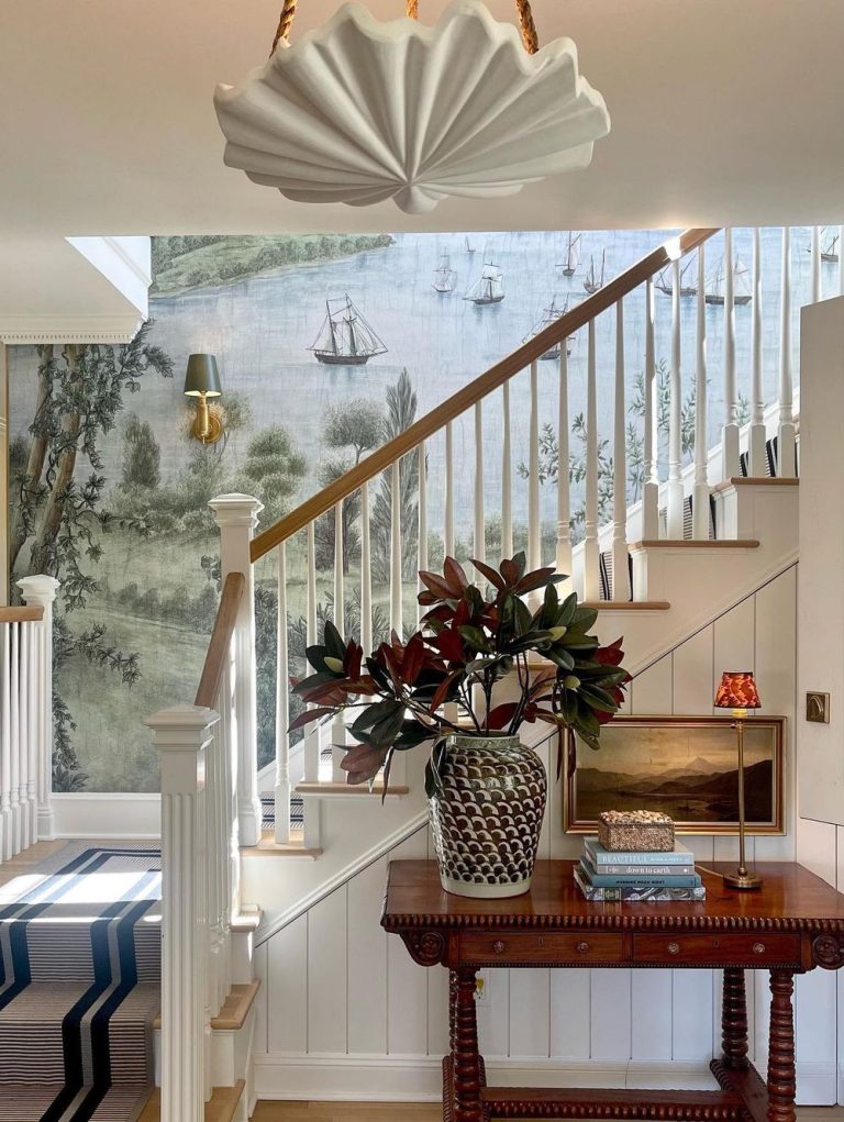 12 Traditional Entryway Design Ideas