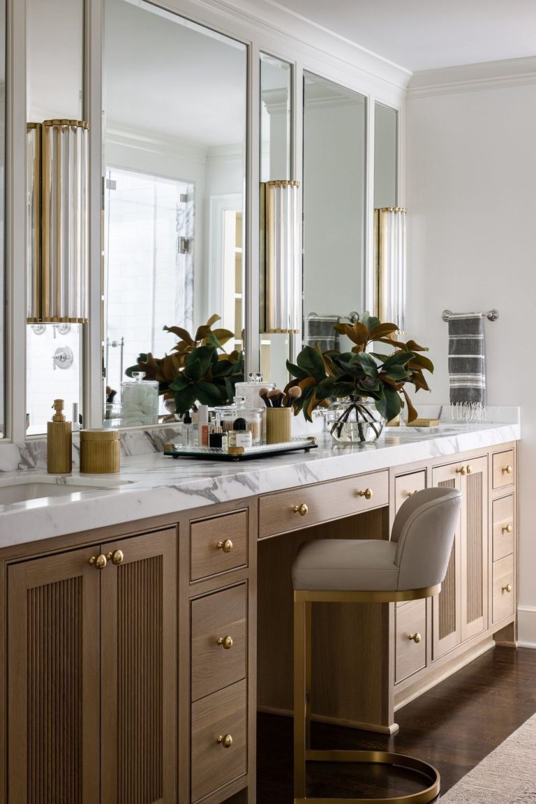 9 Dreamy Makeup Vanity Ideas to Get Ready Every Day