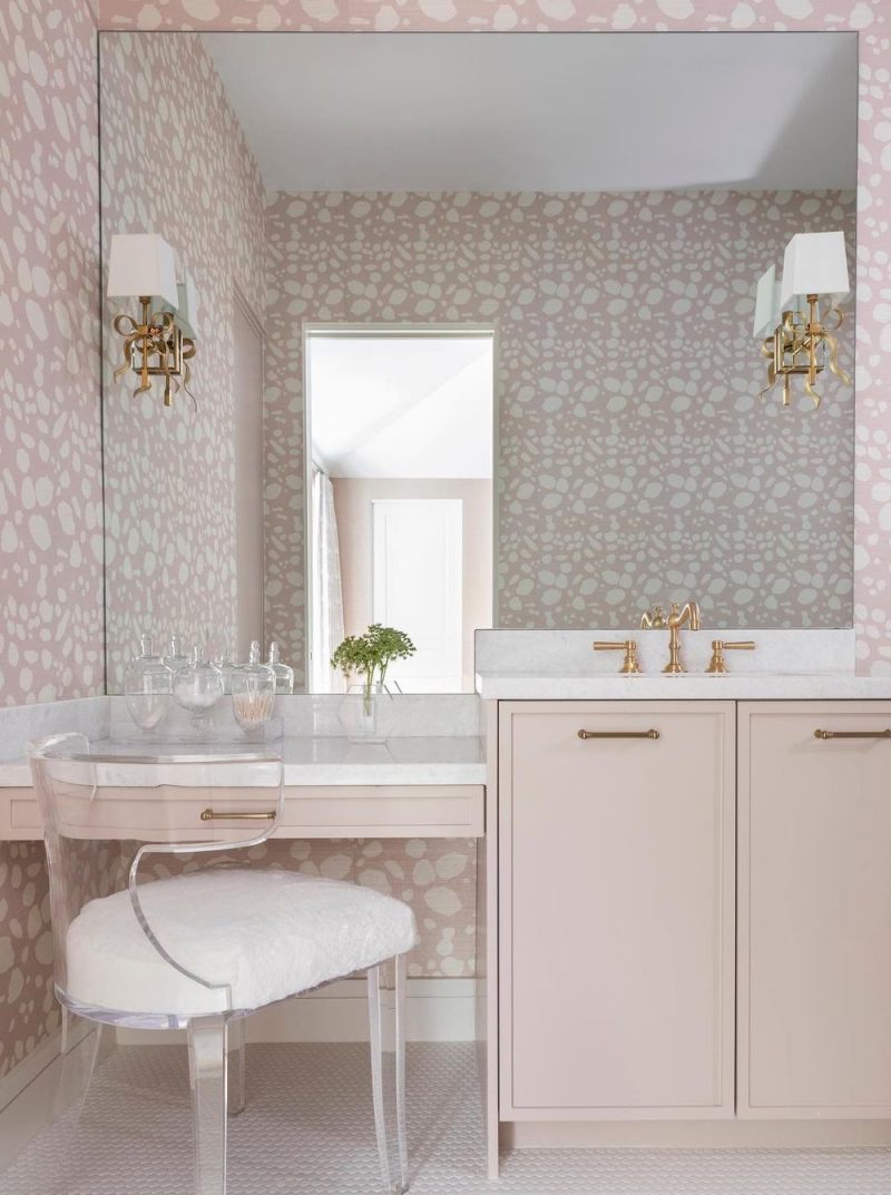 9 Dreamy Makeup Vanity Ideas to Get Ready Every Day