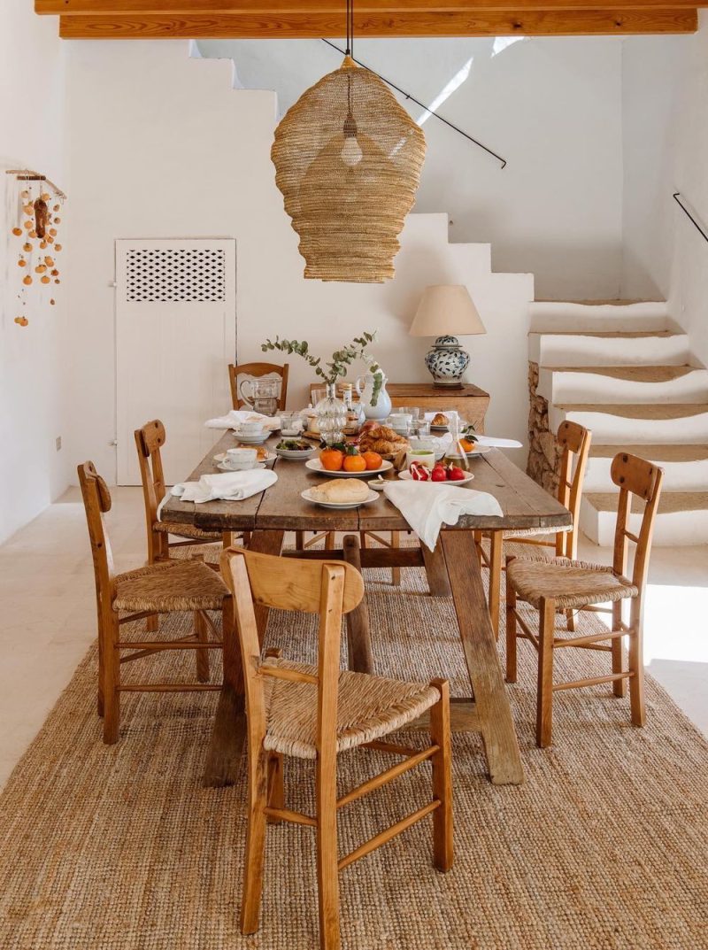7 Classic Mediterranean Dining Rooms that Reflect the Charm of the Region