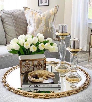 17 Simple and Chic Coffee Table Decor Ideas for Living Rooms