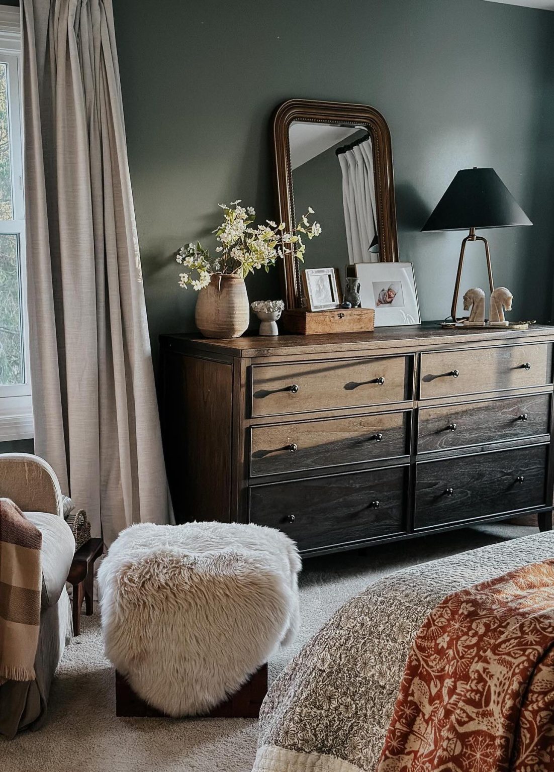 7 Everyday Dresser Top Decor Ideas