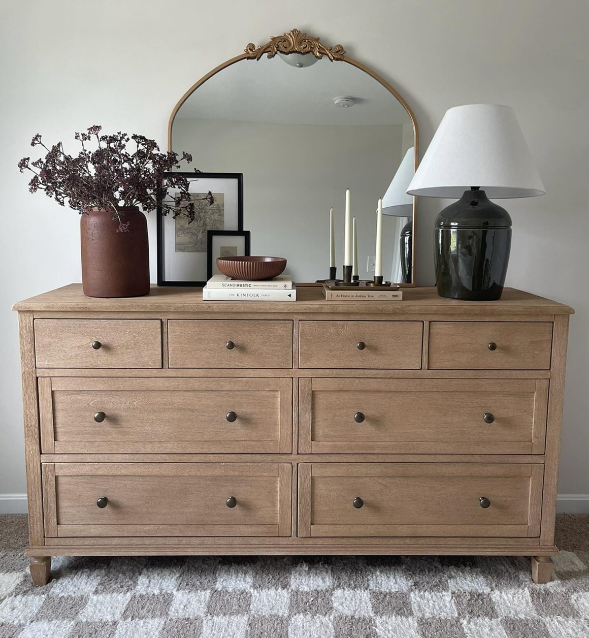 7 Everyday Dresser Top Decor Ideas
