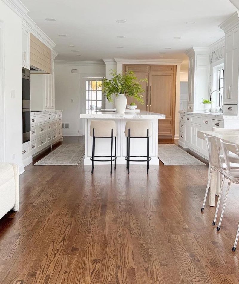 10 Beautiful Kitchen Flooring Ideas for Cozy, Modern Homes