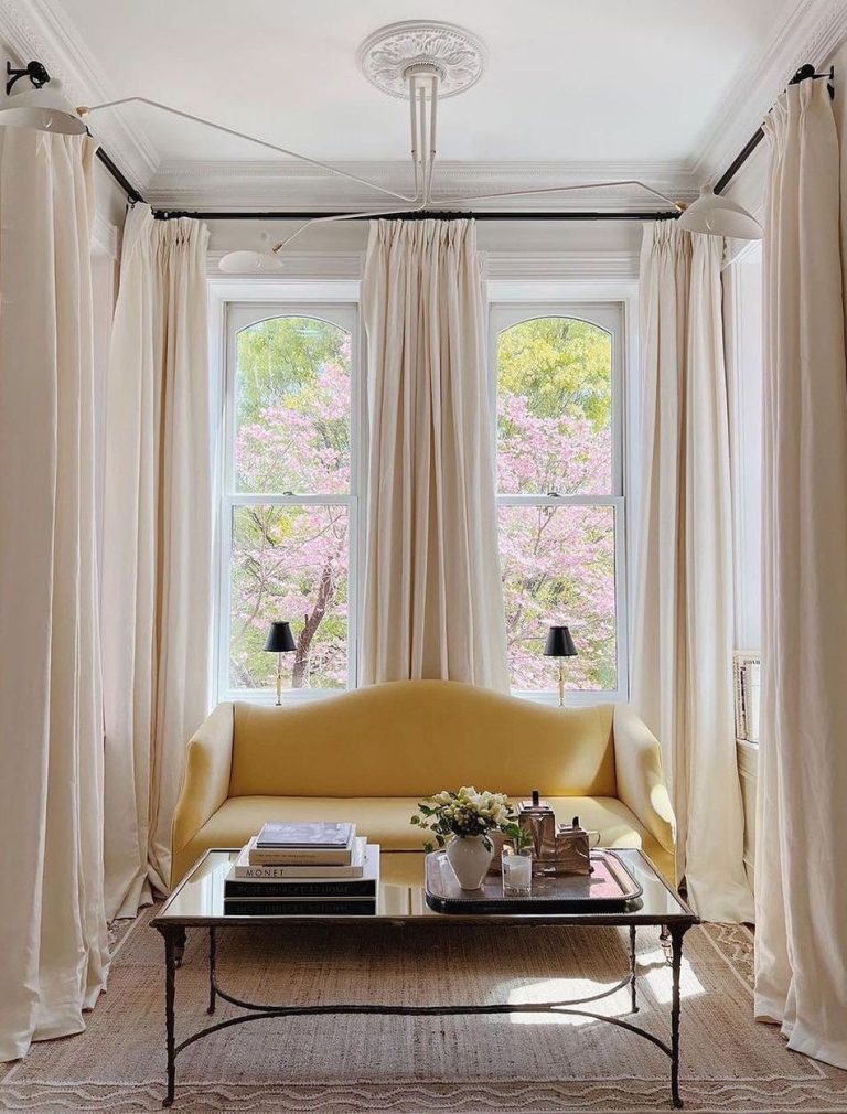 19 Dreamy Sunrooms You'll Want to Spend All Summer Long Inside
