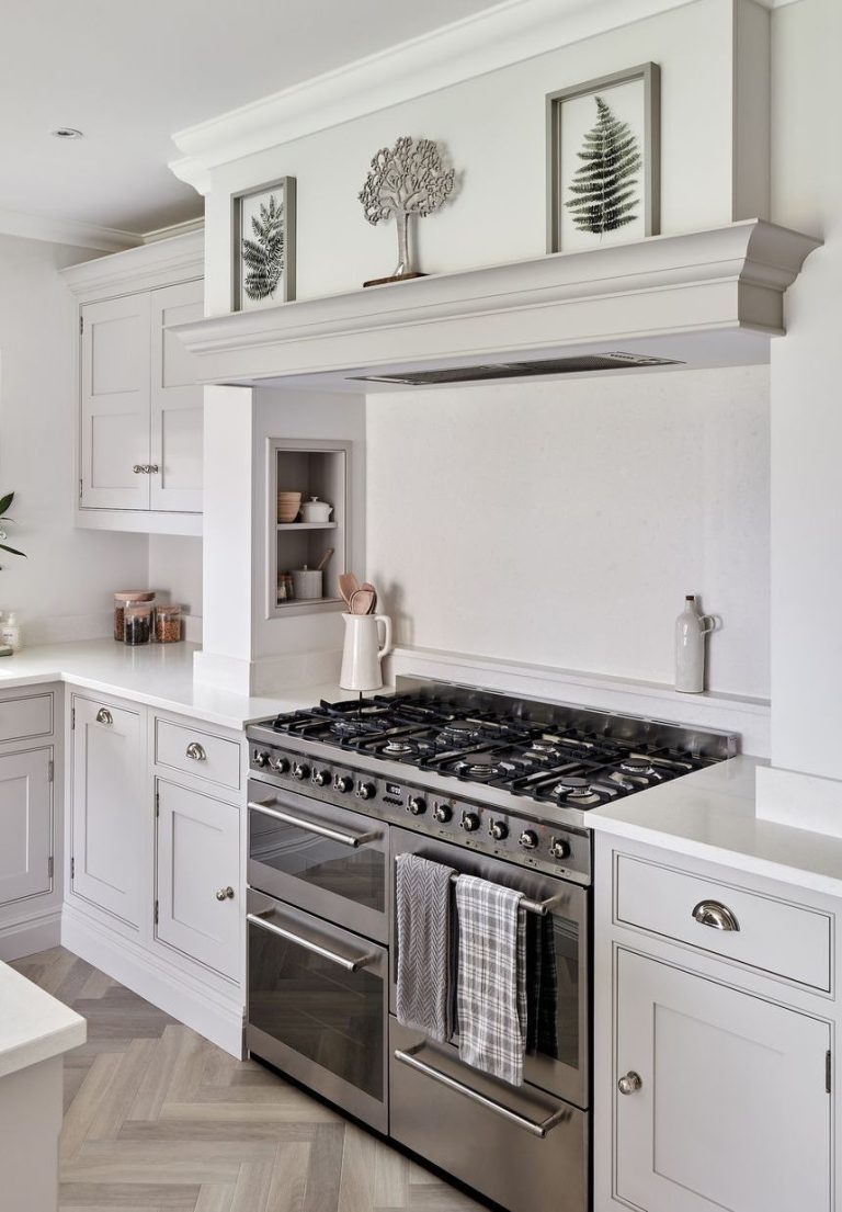 15 Designer Kitchen Range Hood Ideas to Inspire You