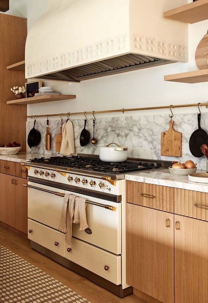 15 Designer Kitchen Range Hood Ideas to Inspire You