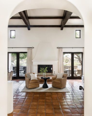 15 Inspiring Spanish Style Living Rooms