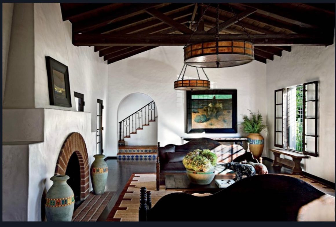 15 Inspiring Spanish Style Living Rooms