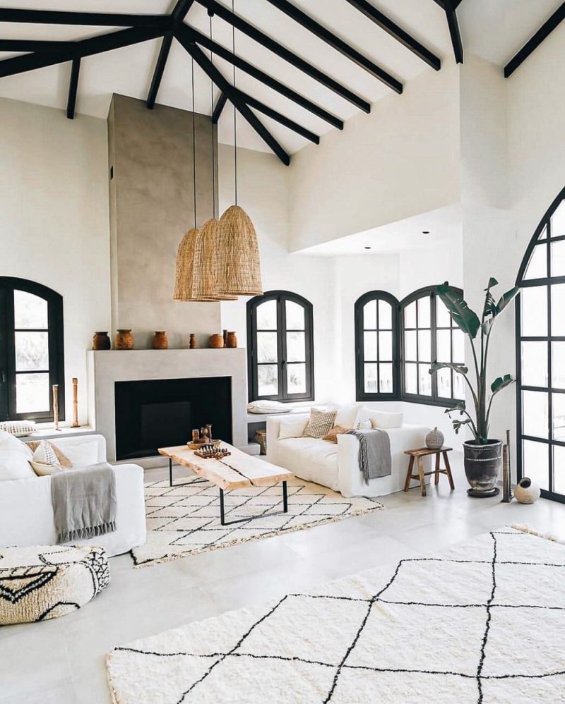 11 Beautiful Mediterranean Living Room Design Ideas