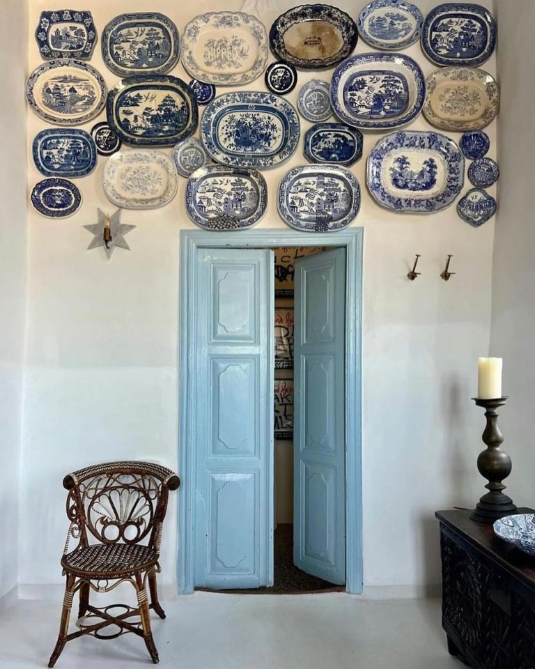11 Ways to Decorate with Plates on the Wall